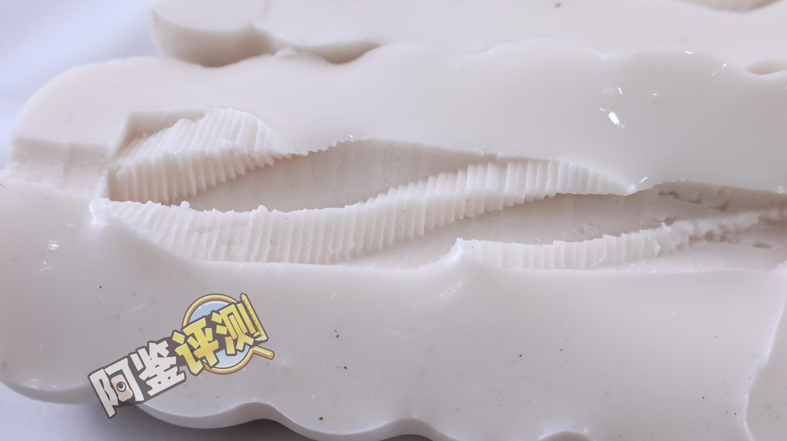 キテルキテル——“遗迹守卫Zero White Lv0”评测！如水般脂软感的慢玩，评价竟如此两极分化？ – 阿鉴评测