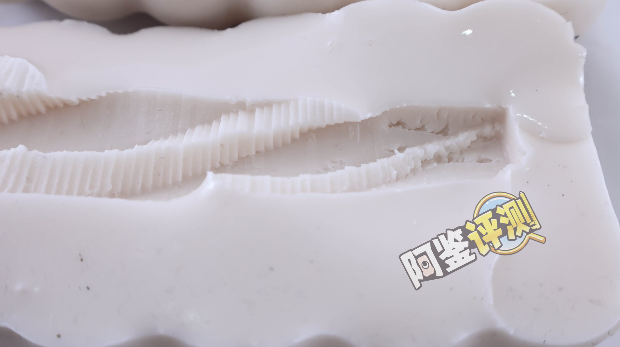 キテルキテル——“遗迹守卫Zero White Lv0”评测！如水般脂软感的慢玩，评价竟如此两极分化？ – 阿鉴评测